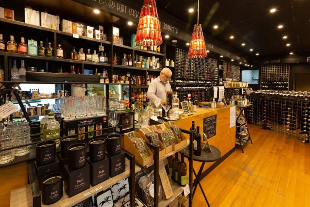 What Time Can You Buy Alcohol In Florida: Local Regulations
